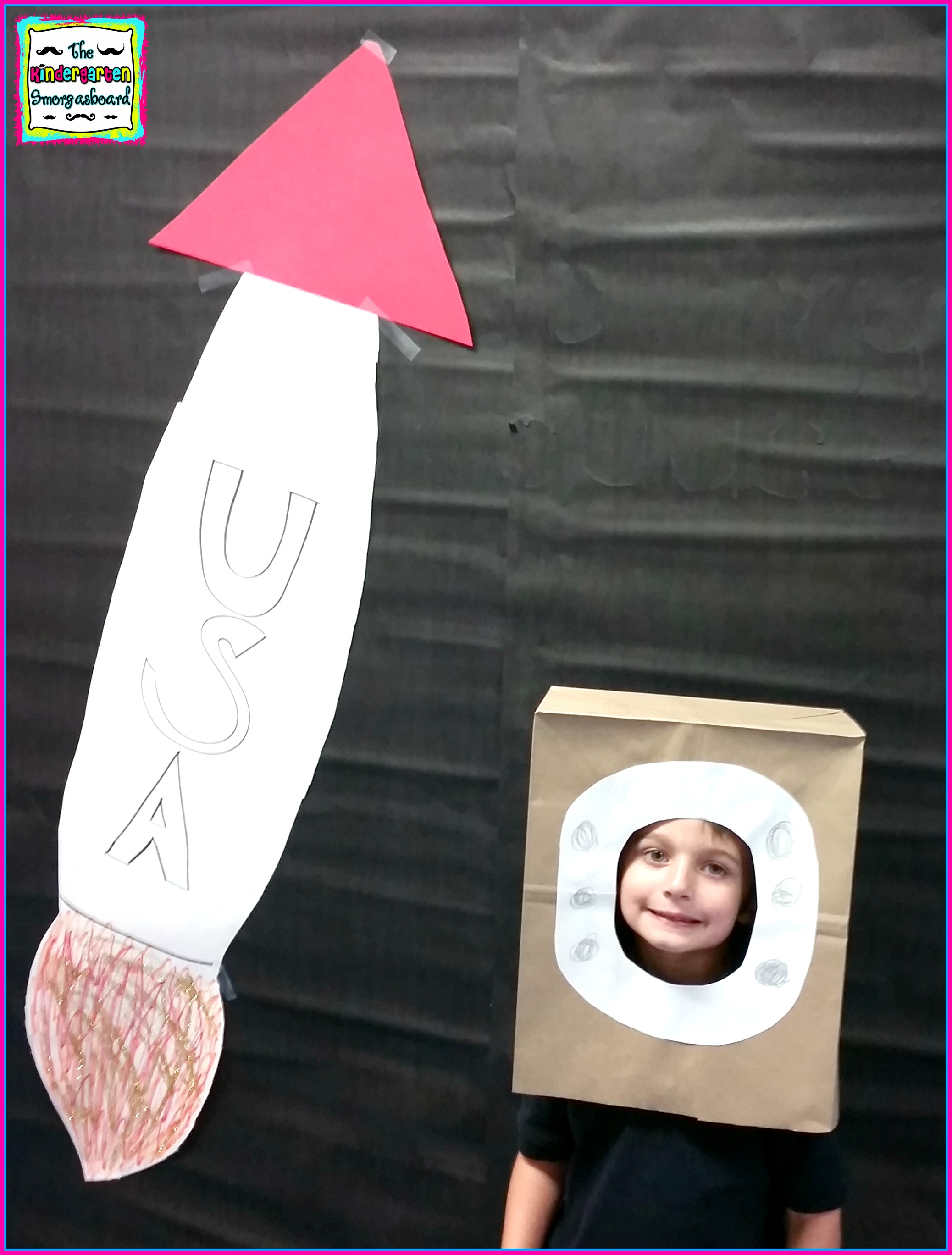 astronaut photo booth – The Kindergarten Smorgasboard