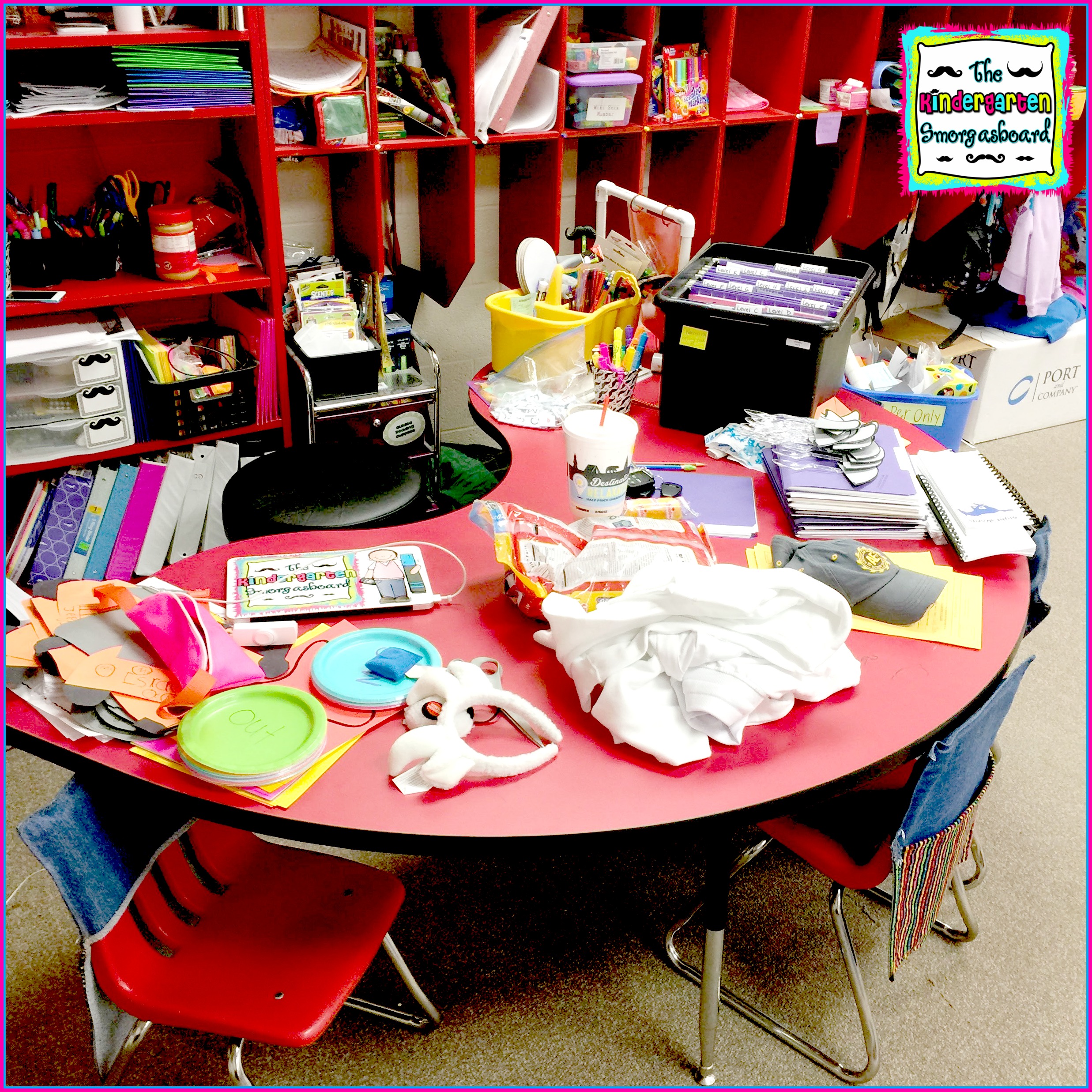 messy guided reading area – The Kindergarten Smorgasboard